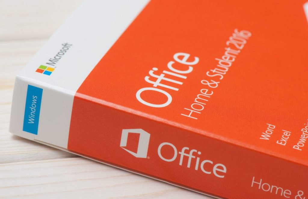 Comparing Microsoft Teams Rooms Basic vs. Pro licences - EasySAM