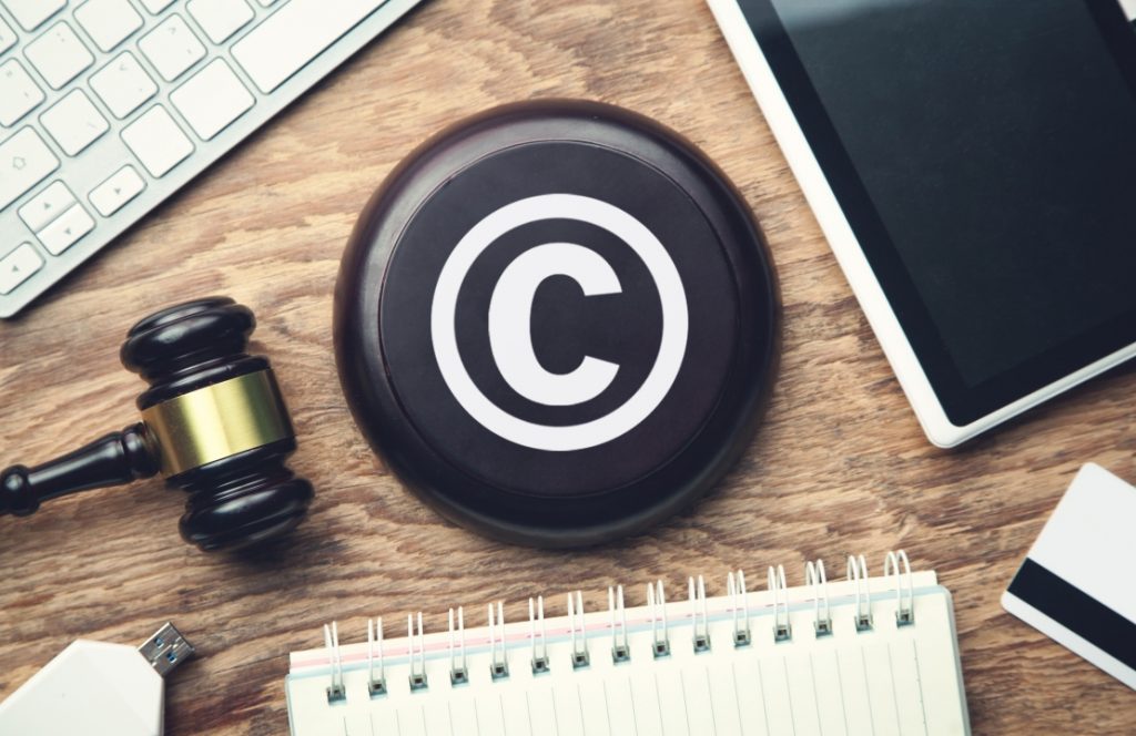 Comparing Microsoft Teams Rooms Basic vs. Pro licences - EasySAM